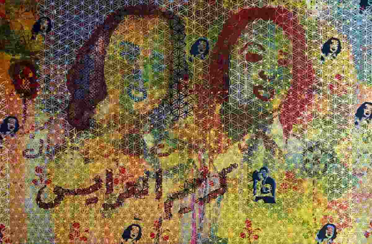 Abstract Figures Behind Islamic Patterns Engage Art Lovers - Artcentron